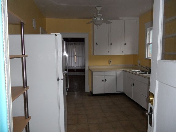 123 Maple St SE, Albuquerque, NM 87106 | Zillow