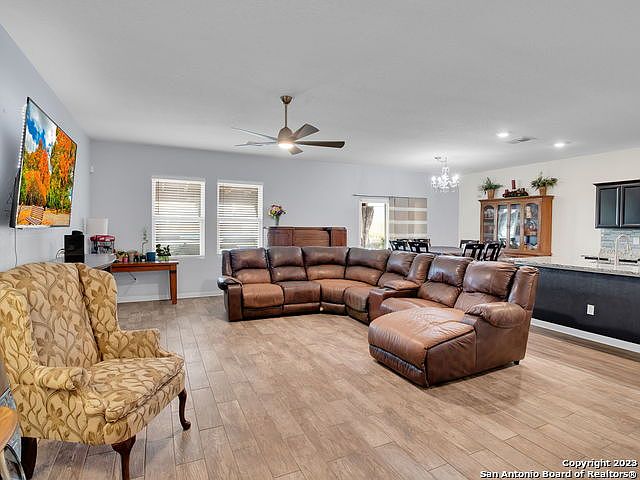 5403 Rue Girard, Converse, TX 78109 | MLS #1695384 | Zillow