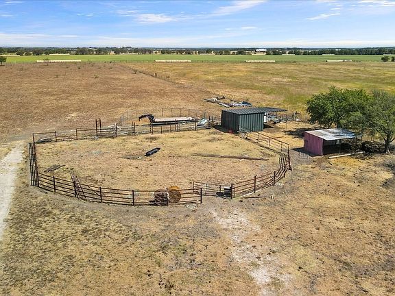 696 Hill County Rd #4421, Itasca, TX 76055 | MLS #20522768 | Zillow