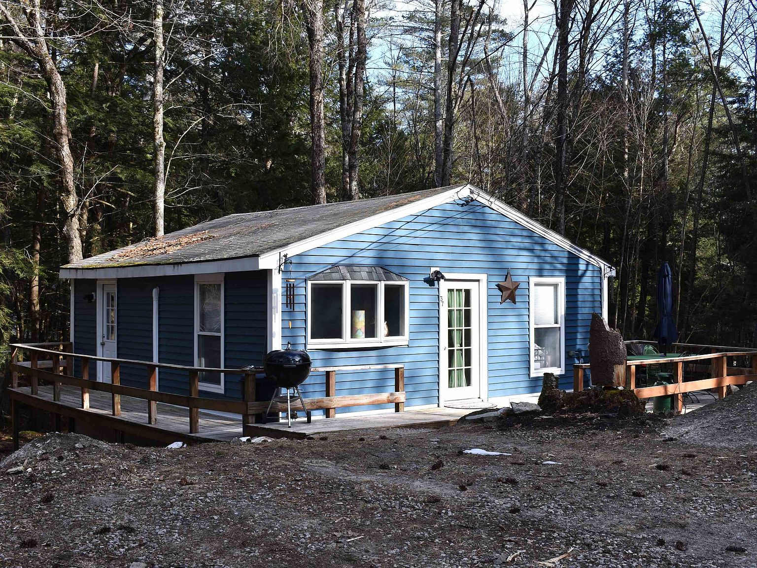 37 Spring Street, Hillsboro, NH 03244 | Zillow