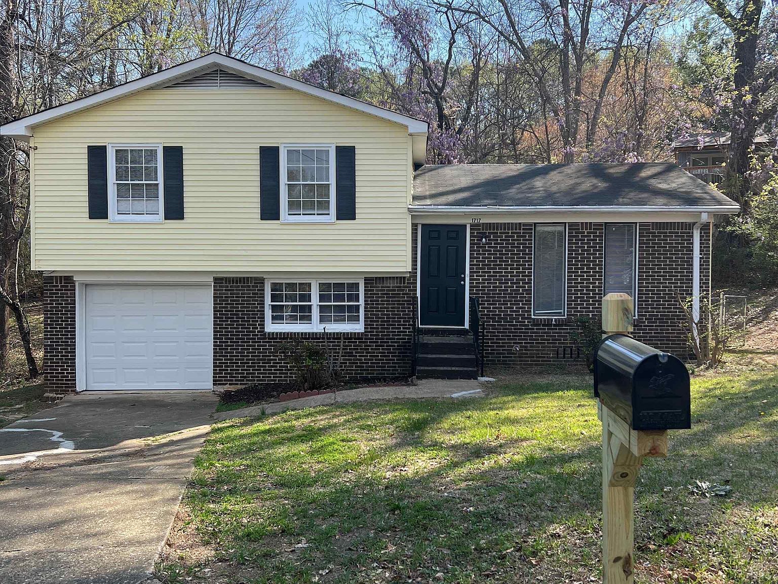 1717 Patricia Cir, Birmingham, AL 35235 | Zillow