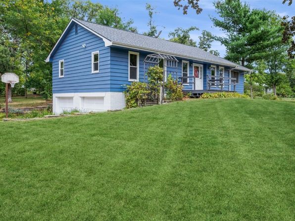 Center Point IA Real Estate - Center Point IA Homes For Sale | Zillow