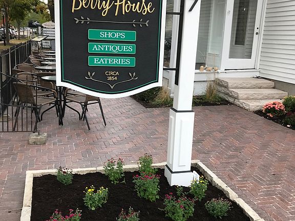 227 S 3rd St SUITE 205, Geneva, IL 60134 | Zillow