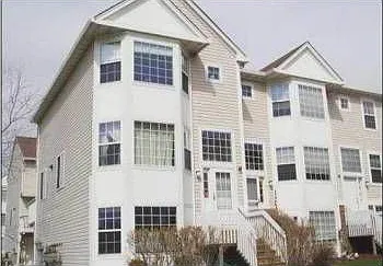 712 Hidden Creek Ln North Aurora IL | Zillow