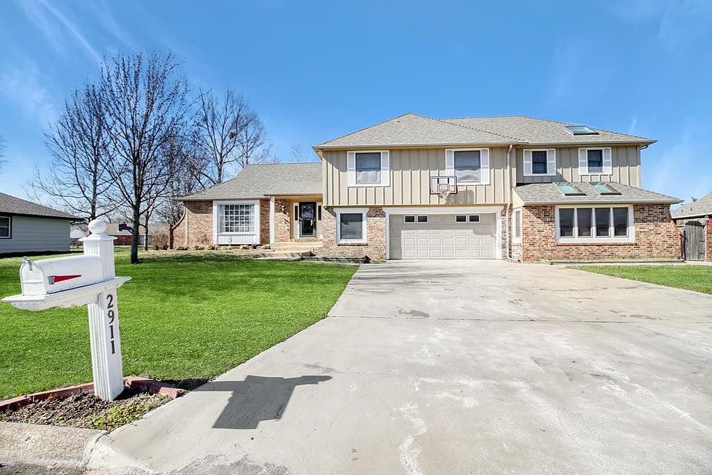 2911 Johnston Rd, Parsons, KS 67357 | Zillow