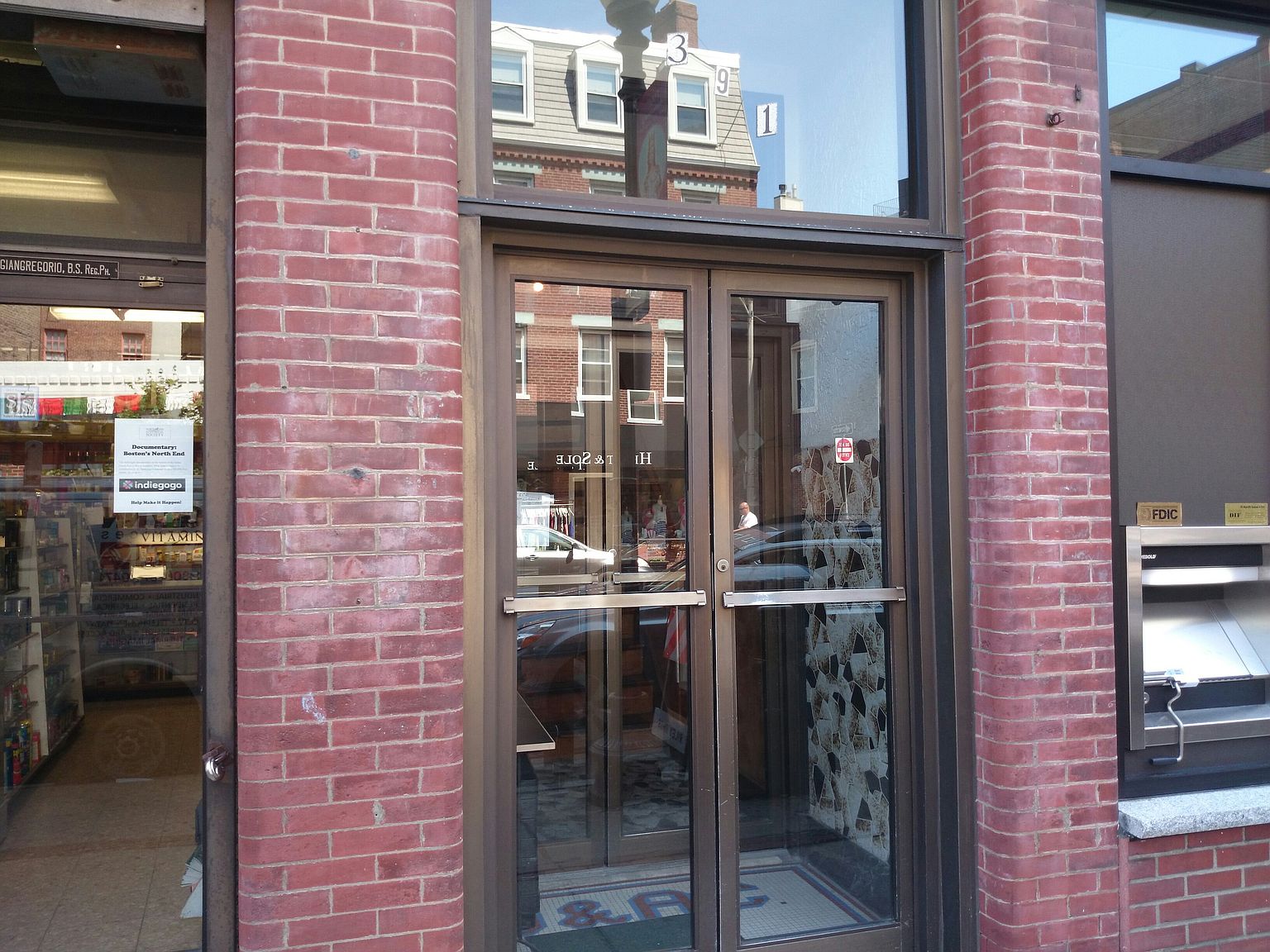 387 Hanover St #3, Boston, MA 02113 | Zillow