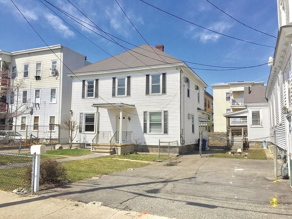 125 Chestnut St, Lawrence, MA 01841 | Zillow