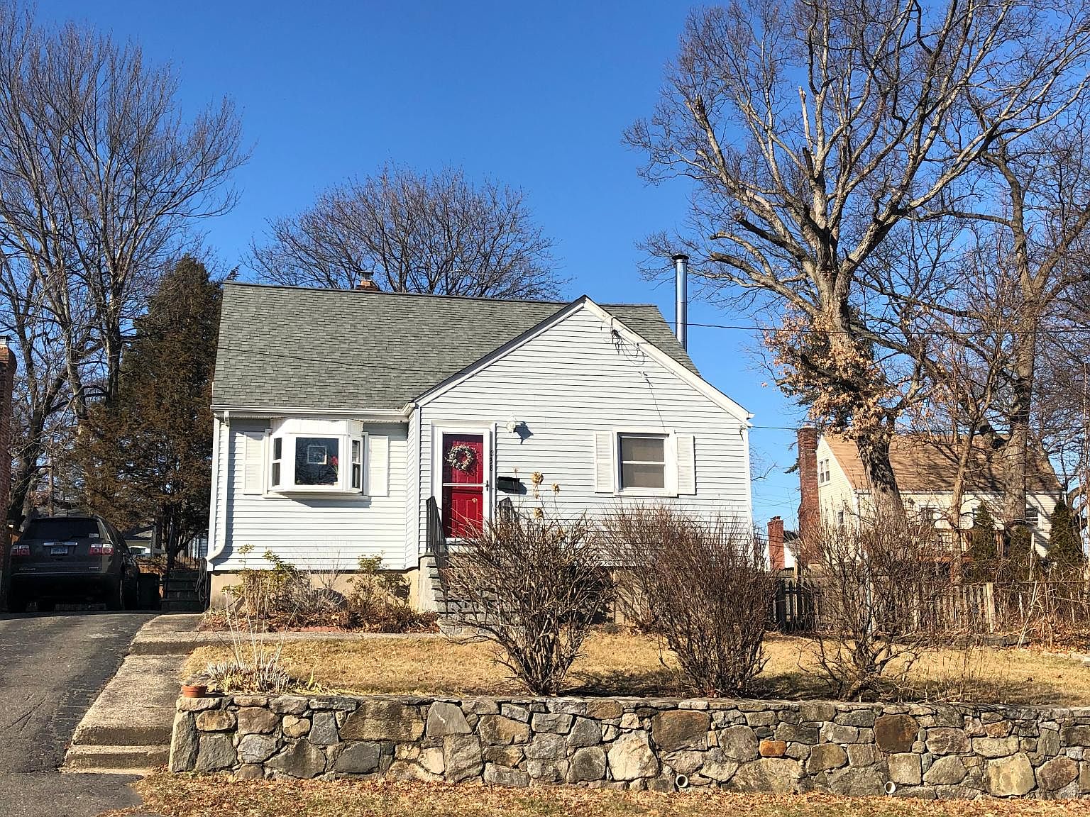 338 Queen St, Bridgeport, CT 06606 | Zillow