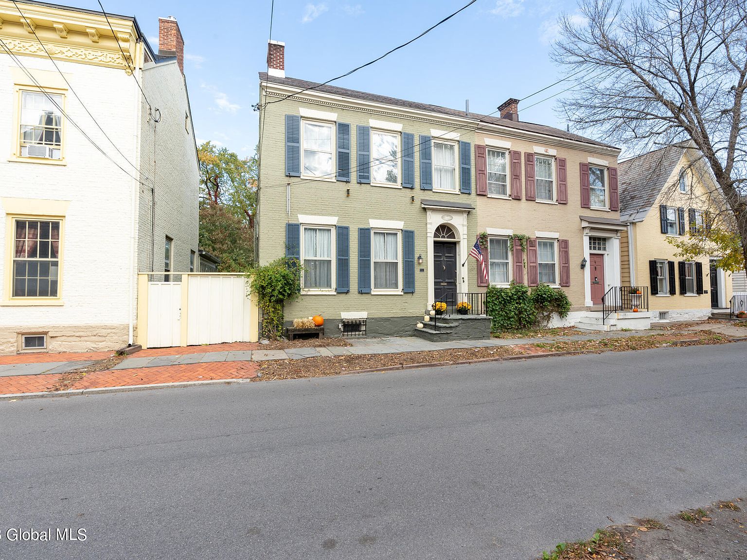 25 Front Street, Schenectady, NY 12305 | Zillow