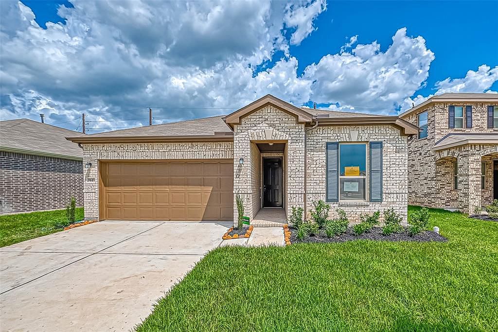 7027 Escondido Dr, Rosharon, TX 77583 | Zillow