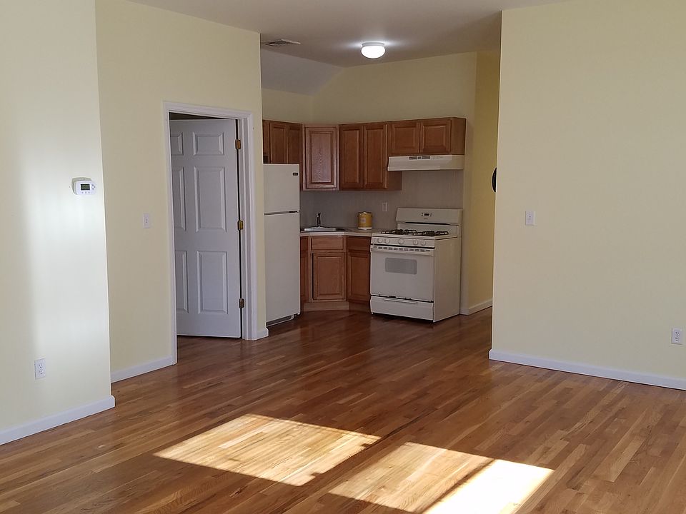 192 Meagher Ave Bronx, NY, 10465 - Apartments for Rent | Zillow