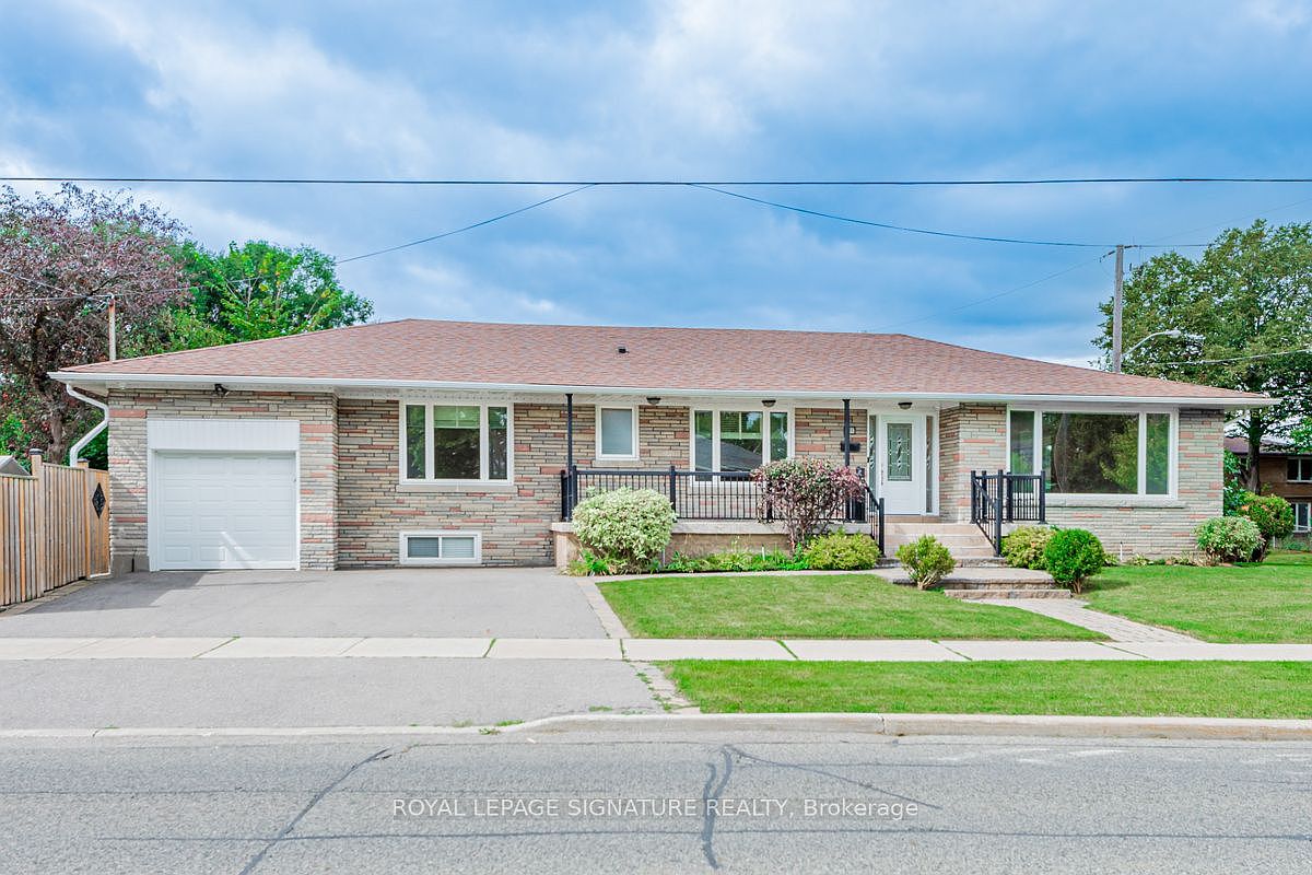 141 Palm Dr, Toronto, ON M3H 2C6 | Zillow