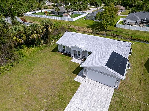 8126 Chesebro Ave, North Port, FL 34287 | MLS #L4946983 | Zillow