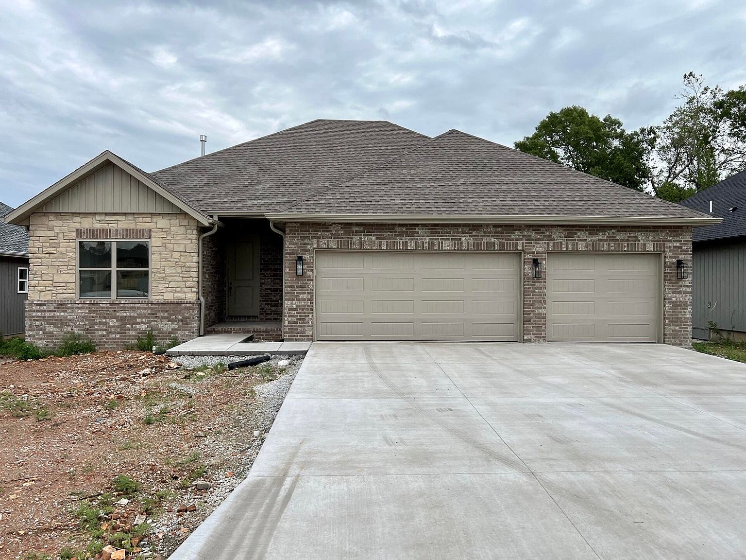 657 W Arbor Glenn Drive, Nixa, MO 65714 | Zillow