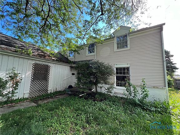 631 S Berlin Ave, Oregon, OH 43616 | Zillow