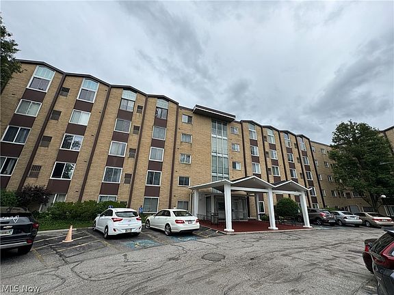 25735 Lorain Rd, North Olmsted, OH 44070 | Zillow