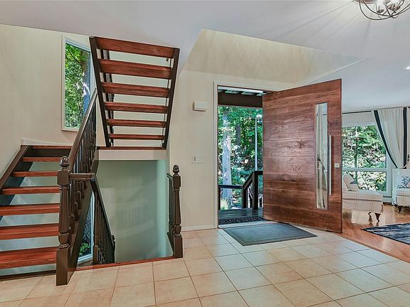 31 Beach Road, Port Jefferson, NY 11777 | MLS #3572845 | Zillow