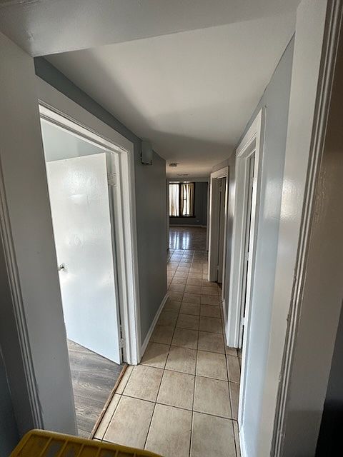 2701 E 75th Pl APT 3, Chicago, IL 60649 | Zillow