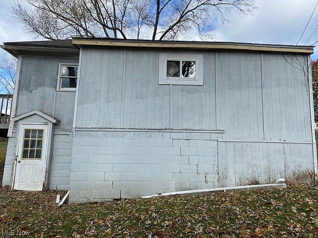 46898 Columbia St, Fairpoint, OH 43927 | Zillow