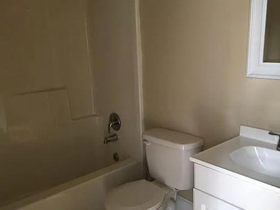 404 Bell Ave, Hartsville, SC 29550 | Zillow