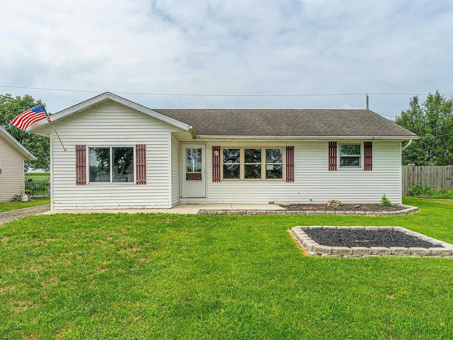 131 North St, Armington, IL 61721 | Zillow