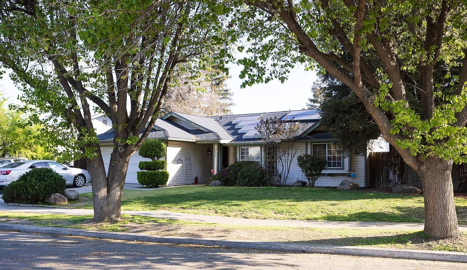 5078 W Crenshaw Dr, Visalia, CA 93277 | Zillow