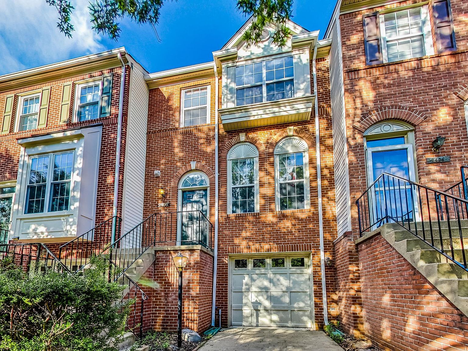 2408 Simpkins Farm Dr, Herndon, VA 20171 | Zillow