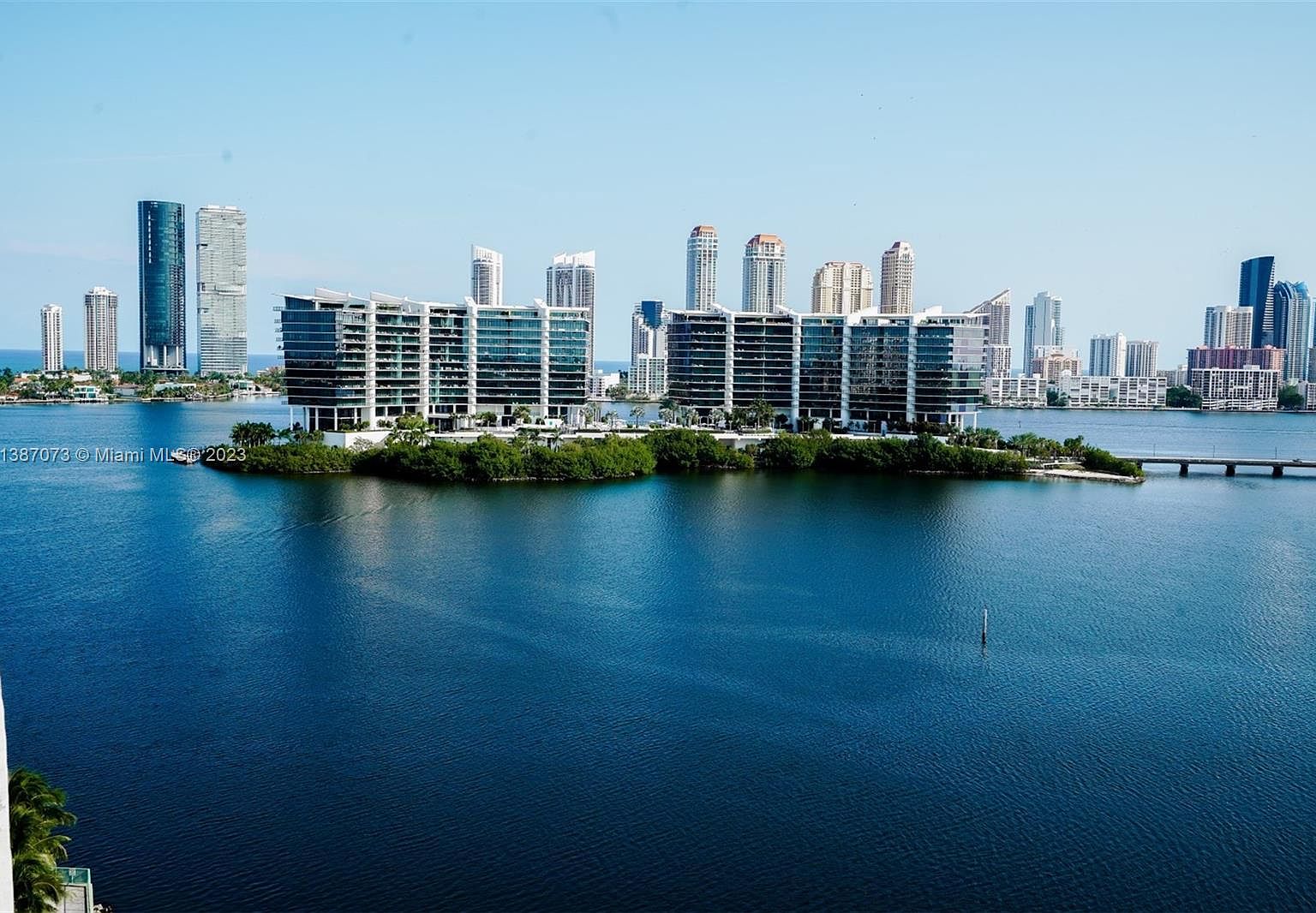 3300 NE 188th St PENTHOUSE 10, Miami, FL 33180 | Zillow