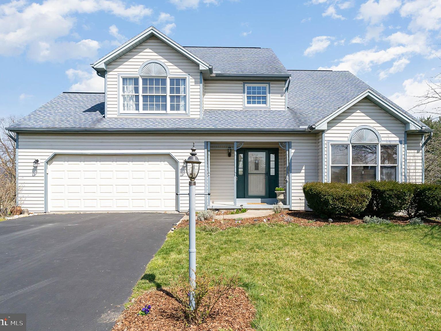 1212 Highlander Way Mechanicsburg Pa 17050 Zillow