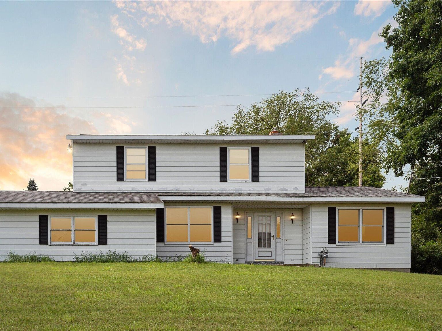 2820 Solon St NE, Cedar Springs, MI 49319 | Zillow