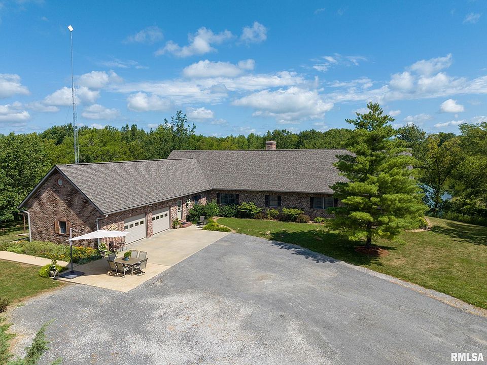 11532 Nassa Ln, Modesto, IL 62667 | Zillow