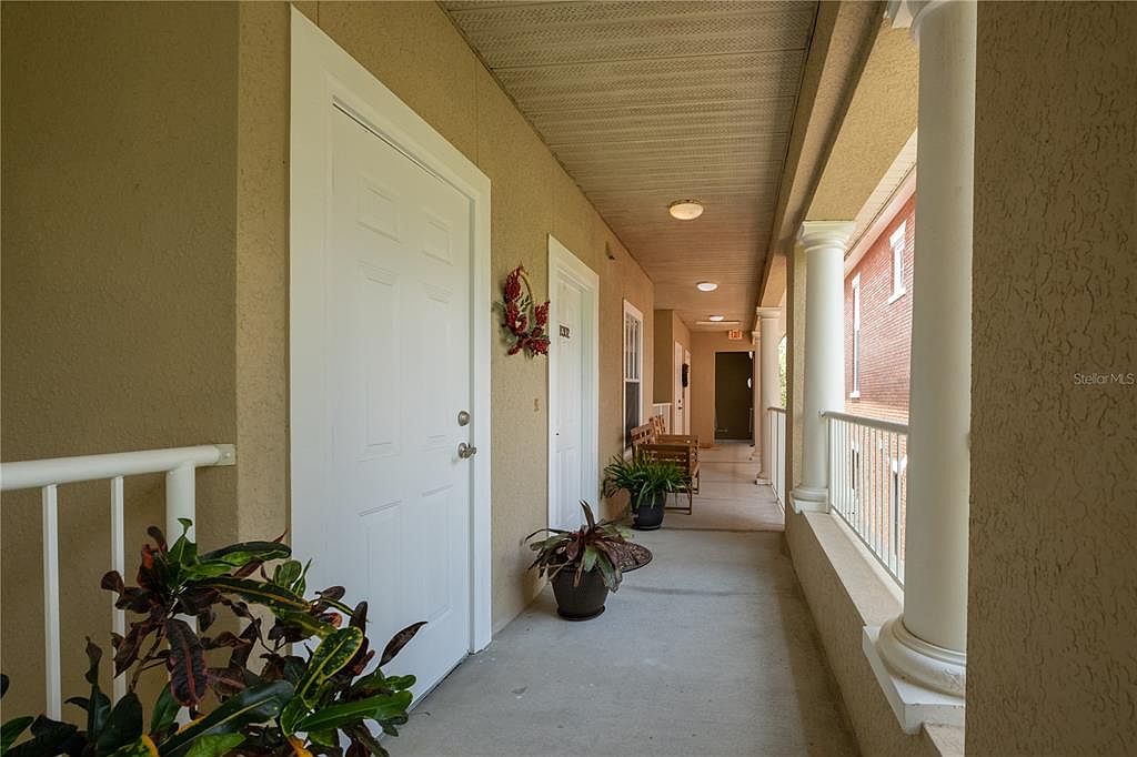 9124 SW 51st Rd #B302, Gainesville, FL 32608 | MLS #GC514827 | Zillow