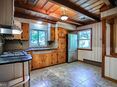 542 Big Spring Rd, New Cumberland, PA 17070 | Zillow