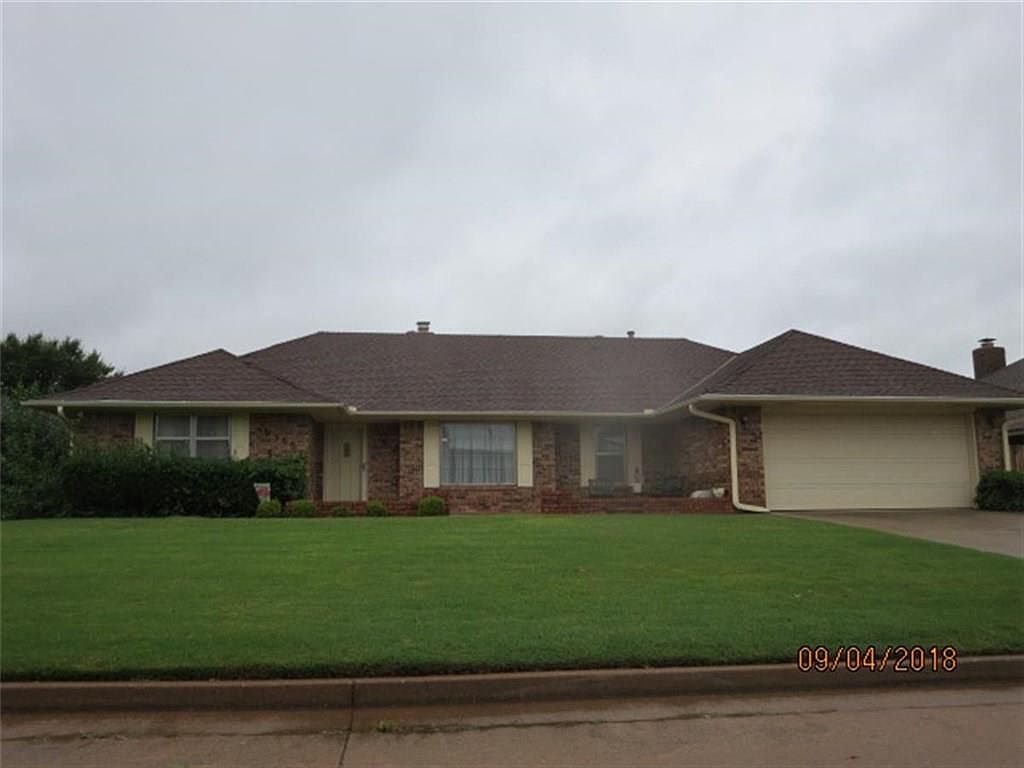 10305 Durham Dr, Oklahoma City, OK 73162 | Zillow