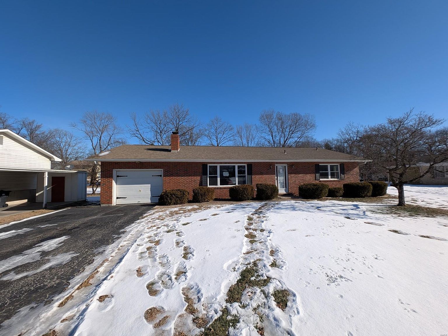 20 S Indiana Ave, Belleville, IL 62221 | Zillow
