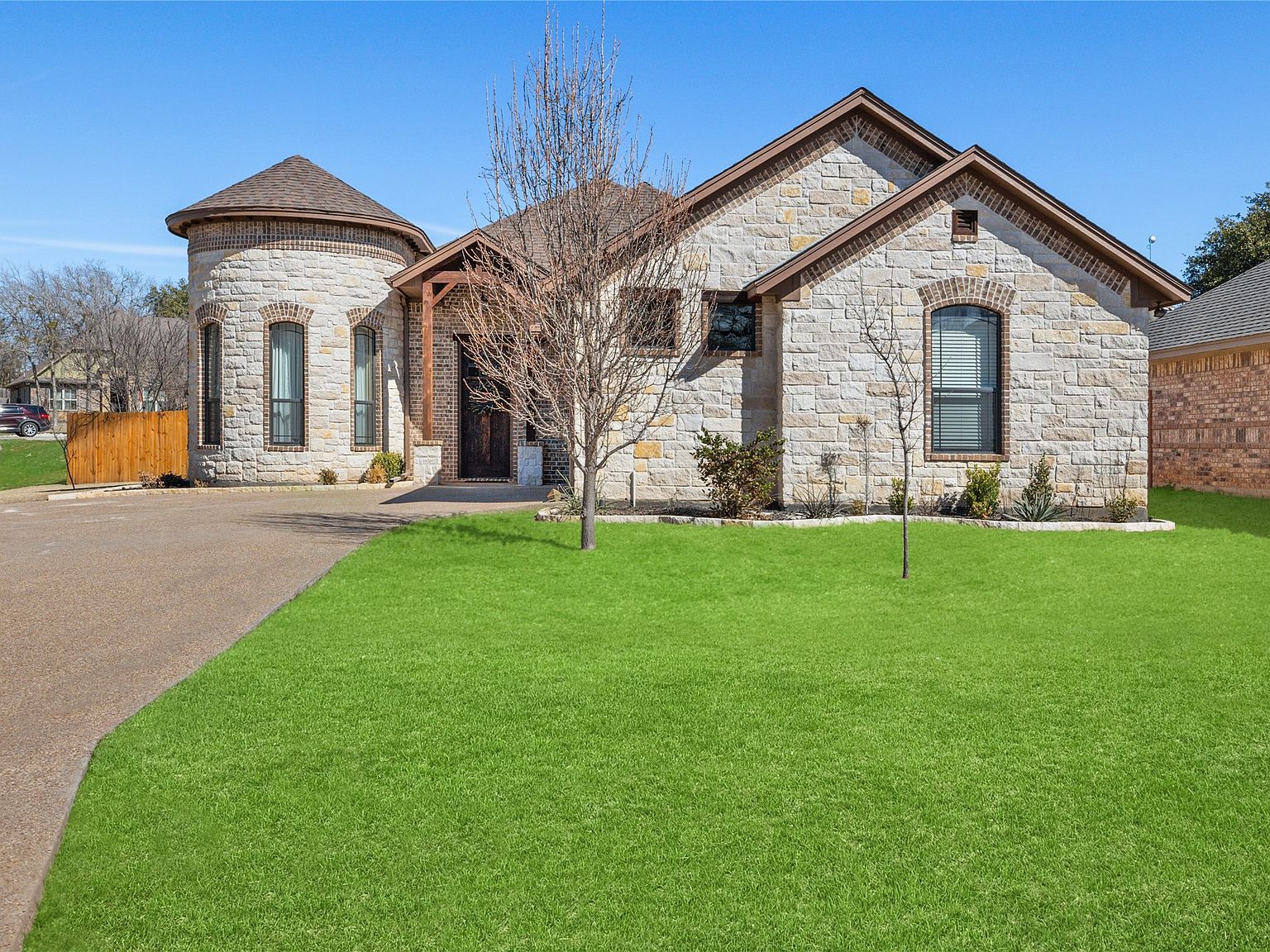 1700 Rockview Dr, Granbury, TX 76049 | MLS #20633357 | Zillow