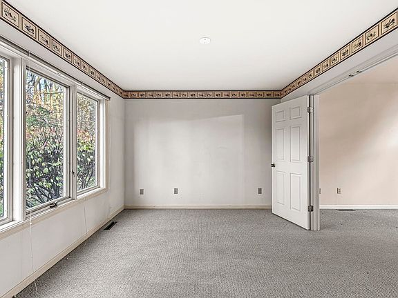 17925 Sable Ridge Dr, South Bend, IN 46635 | MLS #202342252 | Zillow