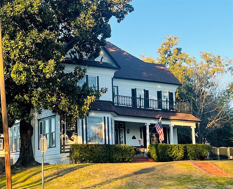 501 Pecan St, Teague, TX 75860 | Zillow