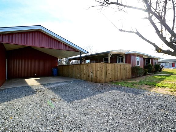 1502 McCaulley St, Sweetwater, TX 79556 | Zillow