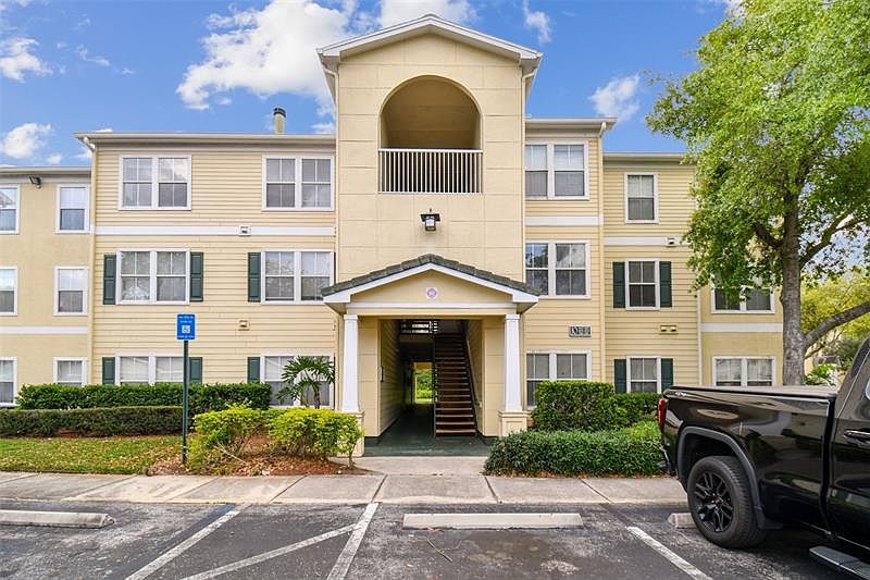 18131 Sterling Gate Cir #18131, Tampa, FL 33647 | Zillow