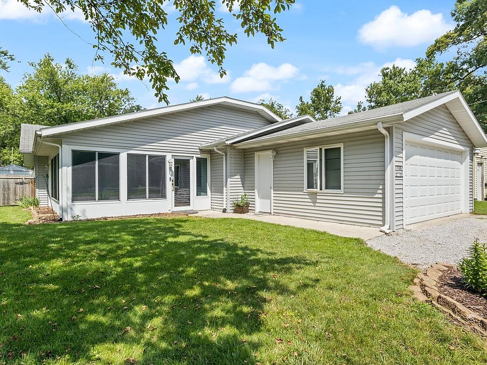 1708 Chestnut St, Winona Lake, IN 46590 | MLS #202330638 | Zillow