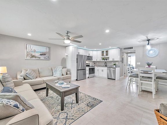 650 Pinellas Point Dr S APT 106, Saint Petersburg, FL 33705 | MLS # ...