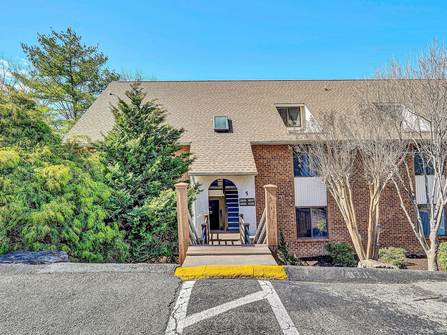 3339 Forest Ridge Rd, Roanoke, VA 24018 | Zillow