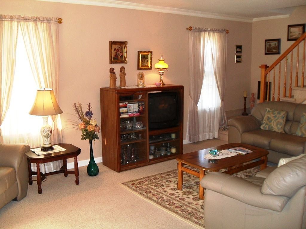 21 Homan Ave, Blue Point, NY 11715 | Zillow