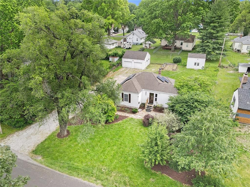 9003 E 66th St, Raytown, MO 64133 | Zillow