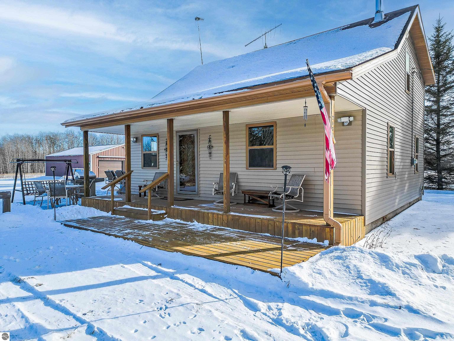 2136 N Merritt Rd, Merritt, MI 49667 | Zillow