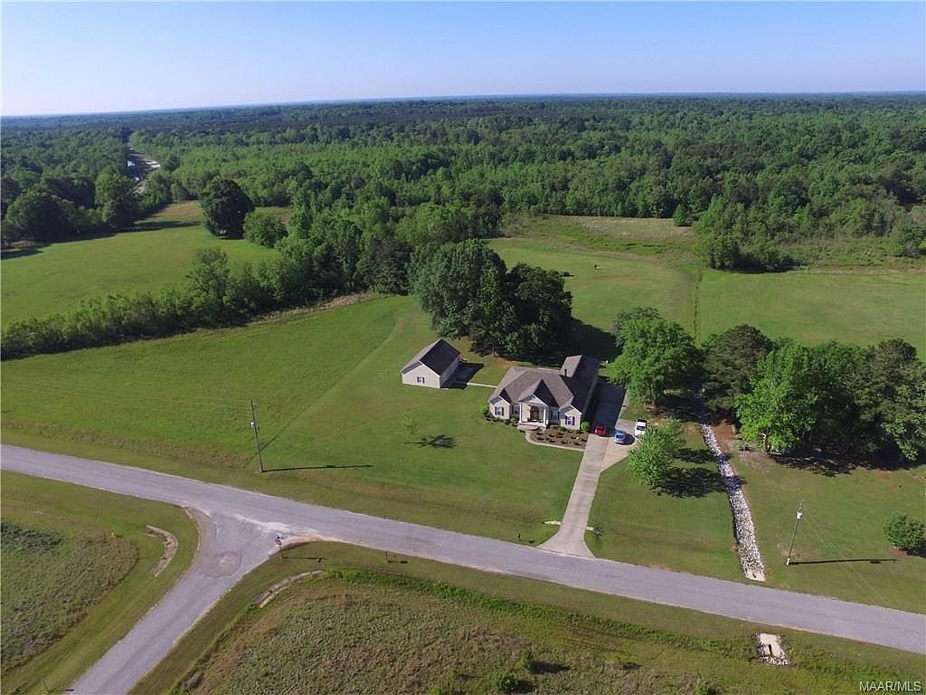 231 Chesson Ct, Fitzpatrick, AL 36029 | Zillow
