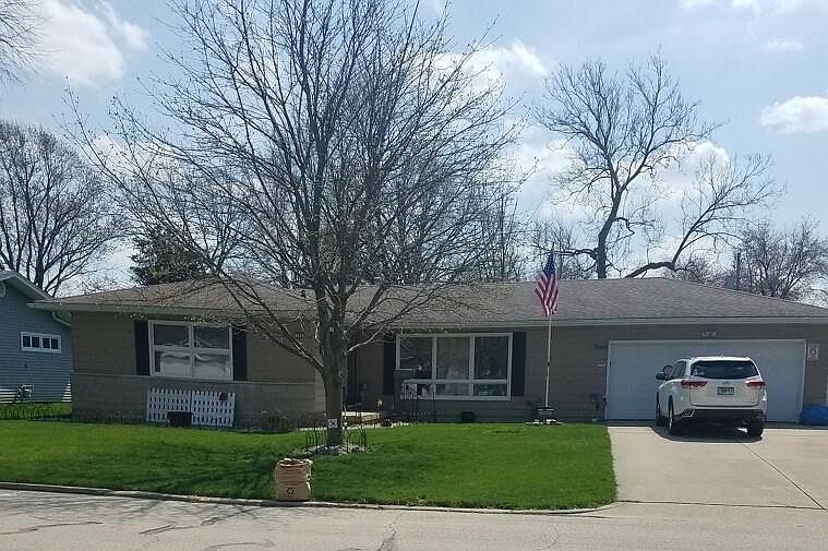 145 W Karen Dr, Decatur, IL 62526 | Zillow