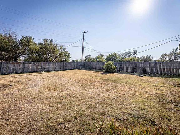 1906 Charles Whitlow Ave, Lawton, OK 73501 | MLS #164468 | Zillow