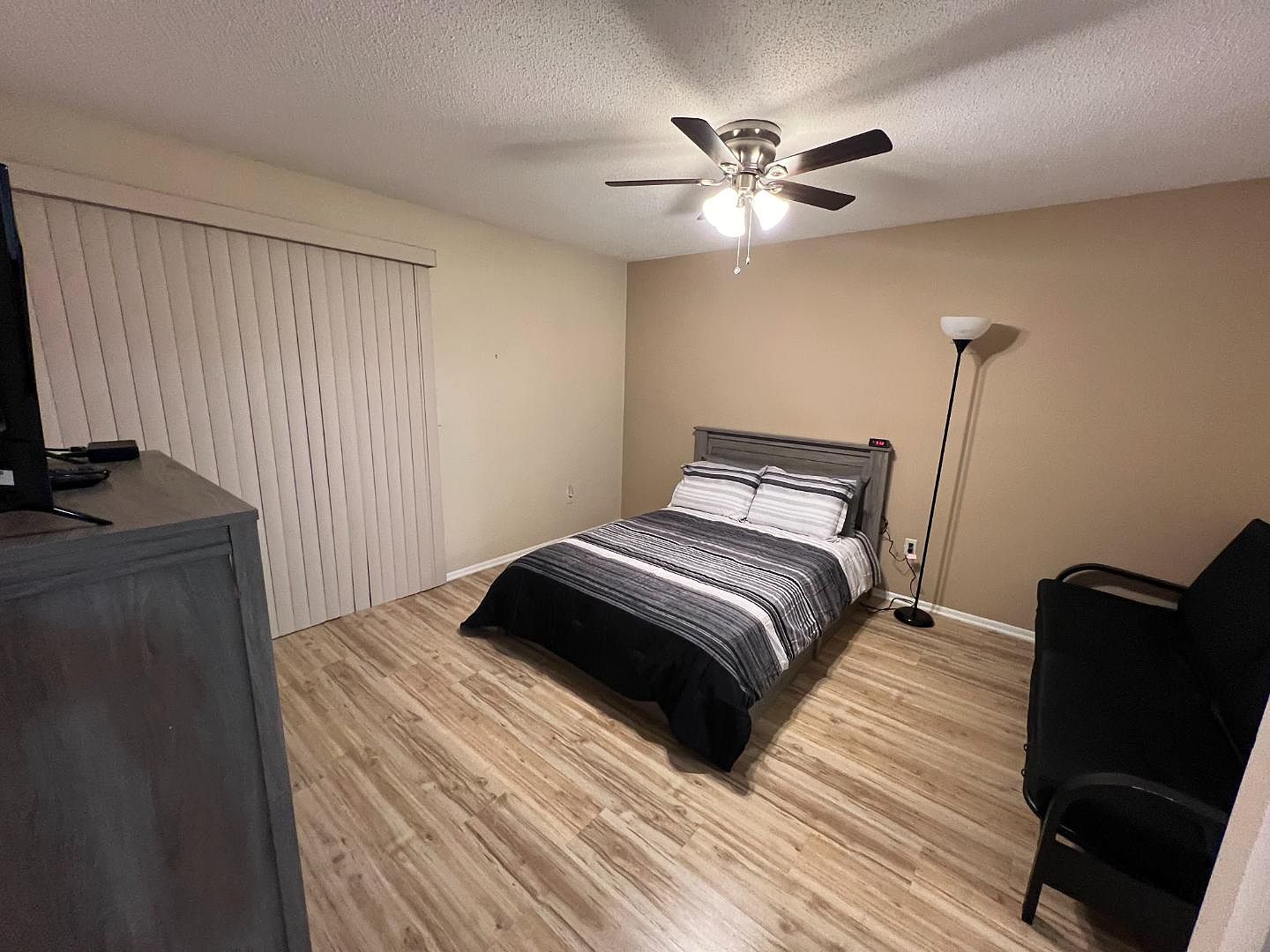 3365 Ramblewood Dr N, Sarasota, FL 34237 | Zillow